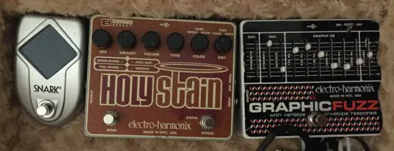 Bellows Talk About Their Music, Guitars, Pedals & Synths | Delicious Audio